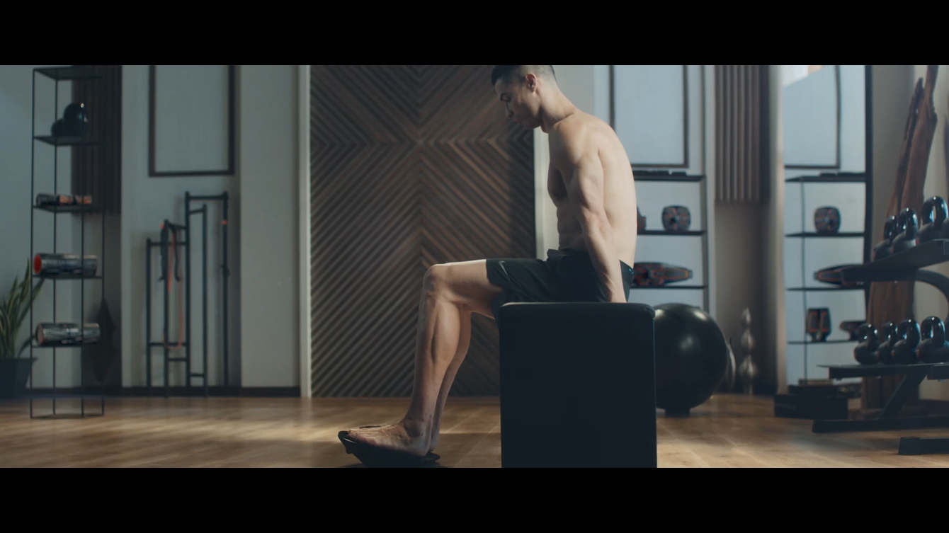 SIXPAD Ronaud Foot Fit / Chest Fit / Products TVCM｜WORKS｜P.I.C.S.