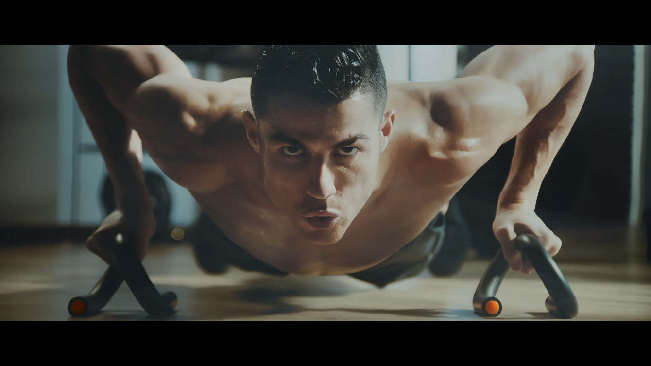 SIXPAD Ronaud Foot Fit / Chest Fit / Products TVCM｜WORKS｜P.I.C.S.